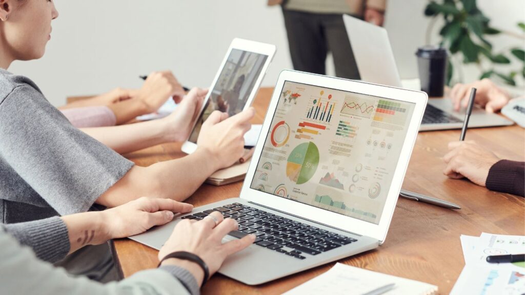 Data Smoothing - Finance Reference