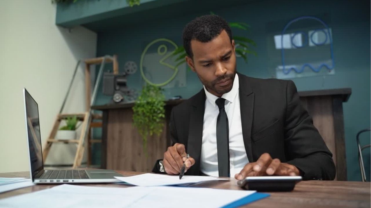 Discretionary Account - Finance Reference