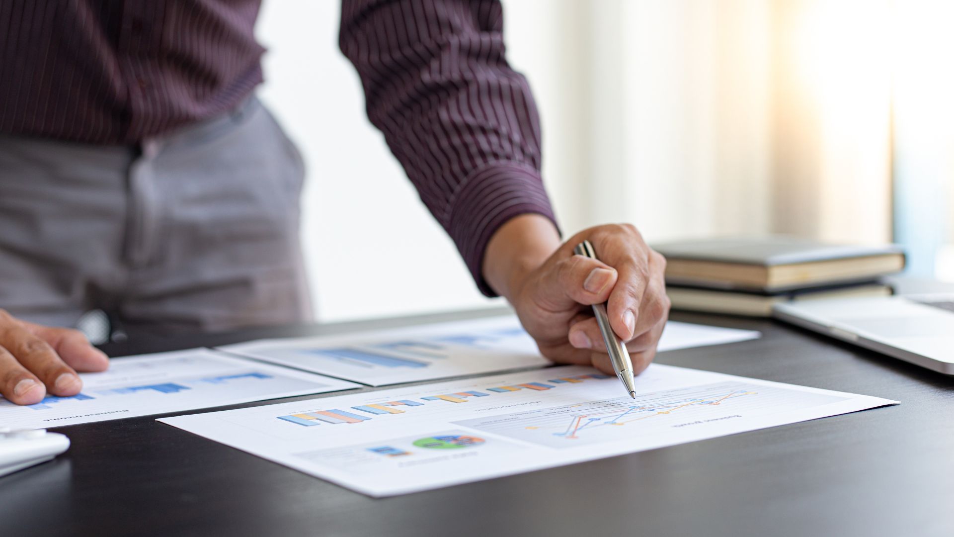 What are headwinds? - Finance Reference