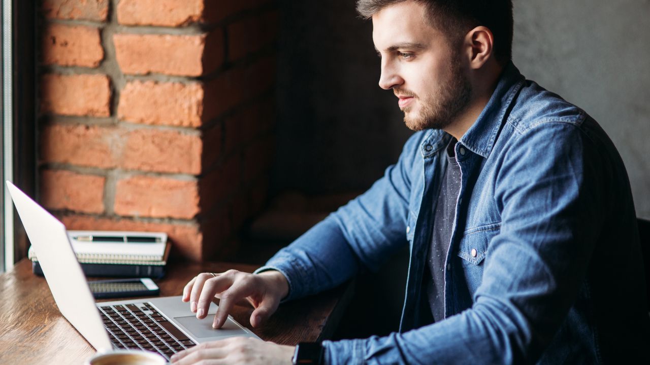 The Ultimate Guide to Choosing the Right Bank Account for Freelancers ...