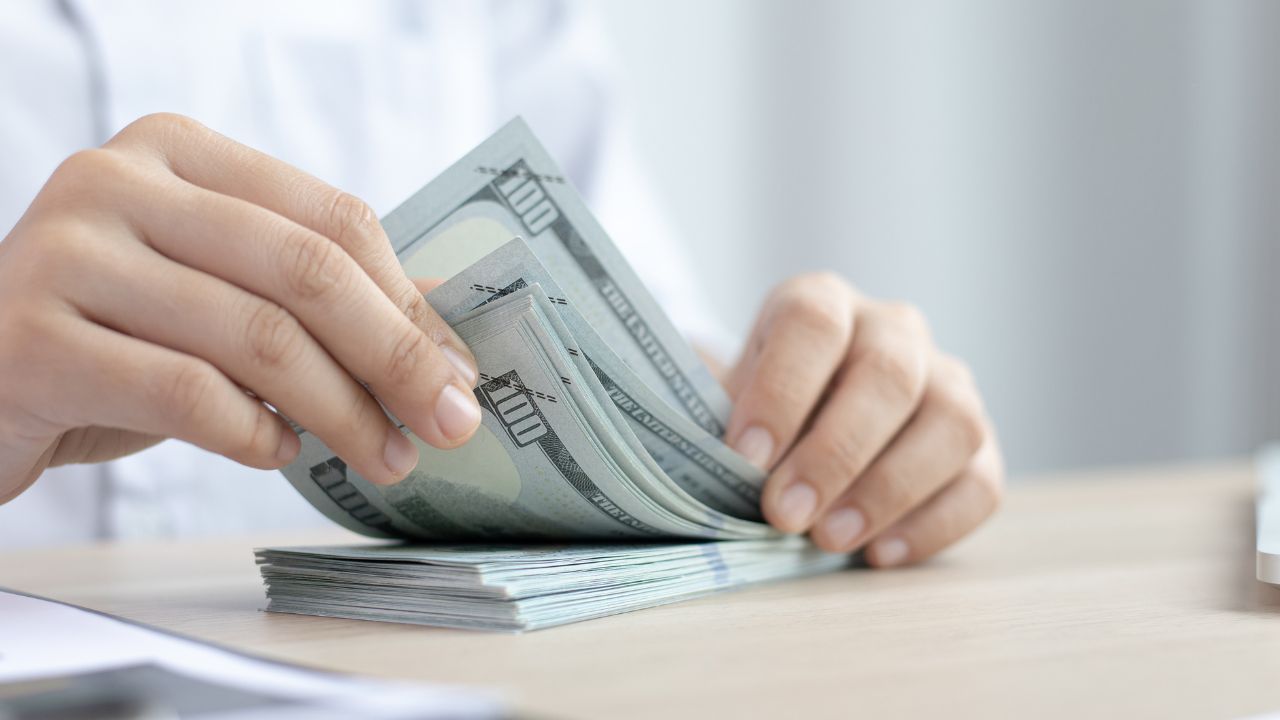 What is a Sideline Business? - Finance Reference